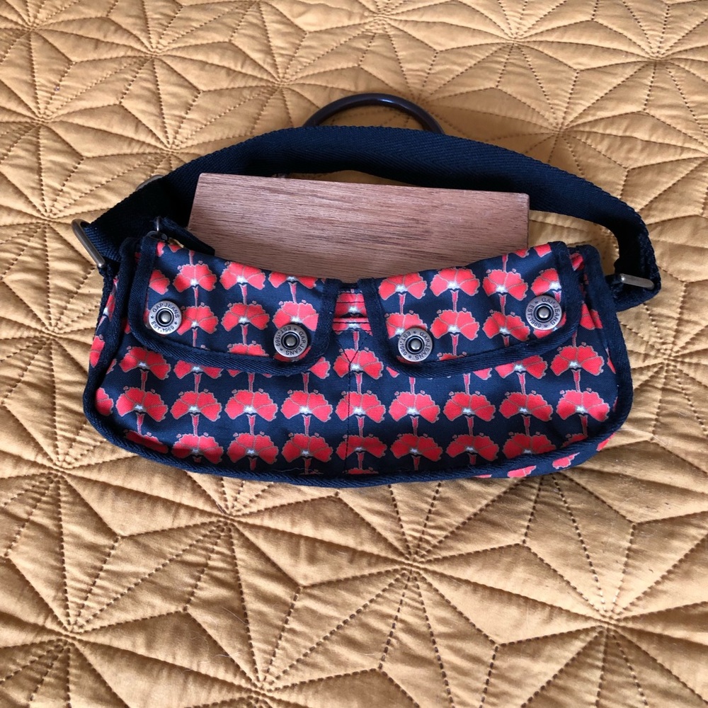 Vintage Gap Shoulder Bag. - Gem